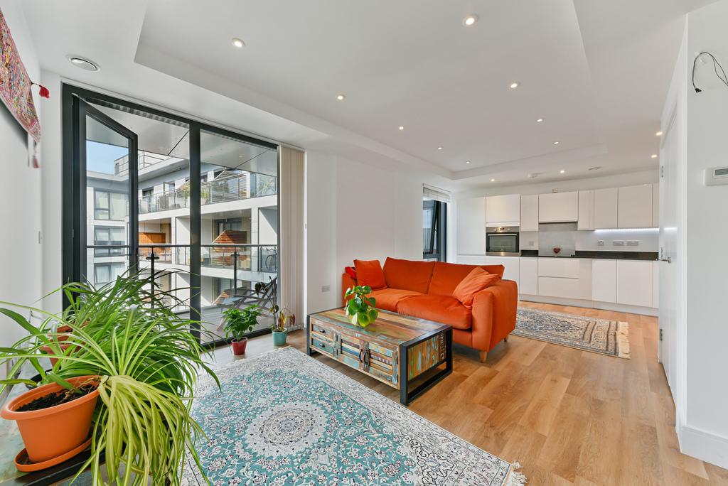George View House, SW18 1 bed flat - £2,300 pcm (£531 pw)