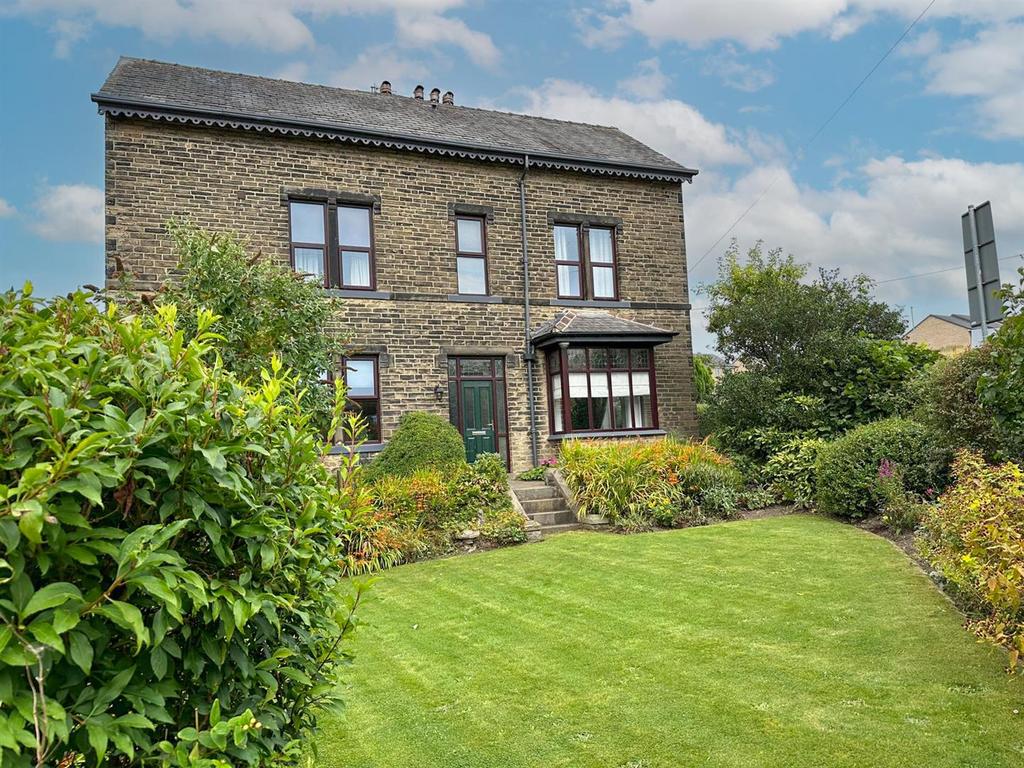 Glen Lee Lane, Keighley 4 bed end of terrace house for sale - £329,000