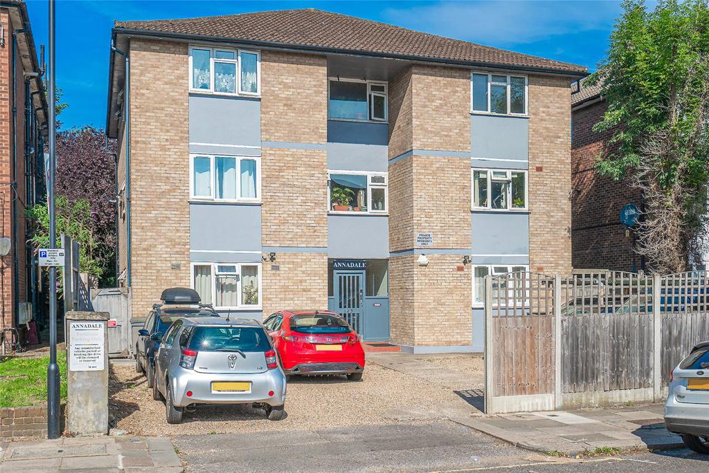 Palmerston Road, London, N22 2 bed apartment for sale - £350,000
