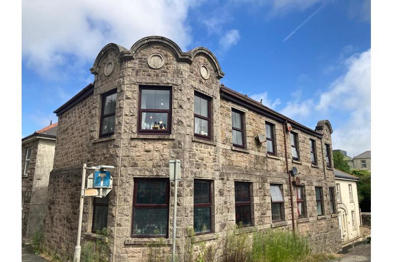 Tolgarrick Road, Tuckingmill, Camborne 1 bed flat - £725 pcm (£167 pw)