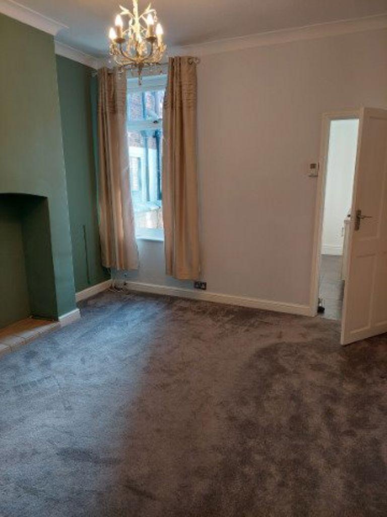 Clare Street, Basford ST4 2 bed house - £700 pcm (£162 pw)