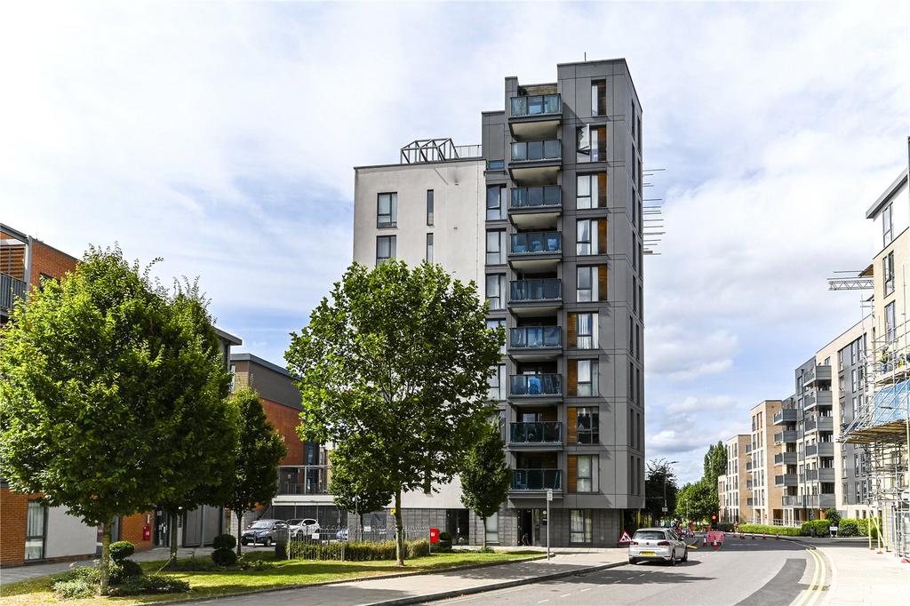 Felix Court, Colindale NW9 3 bed flat - £530,000