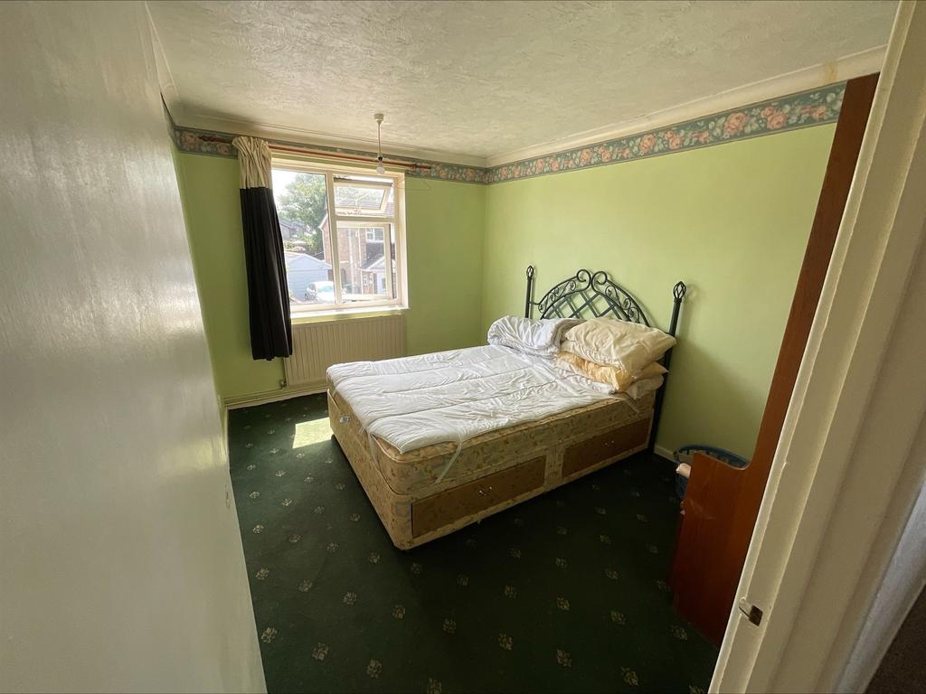 Falstones, Basildon, Essex 2 bed maisonette for sale - £190,000