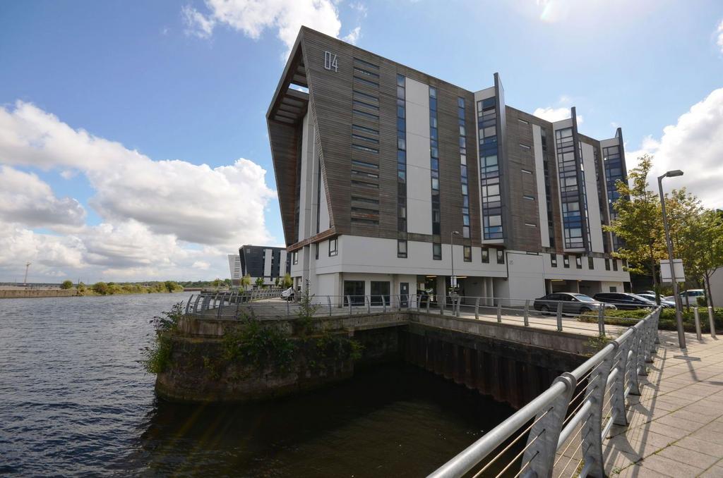 The Decks, Runcorn, WA7 1GH 2 bed apartment - £695 pcm (£160 pw)