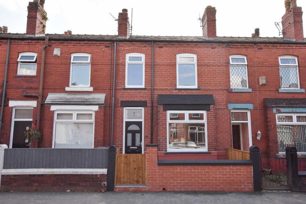 First Avenue, Springfield, Wigan, WN6... 3 bed terraced house - £900 ...