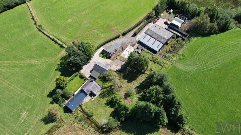 Llwyngwanadl Uchaf Farm, Clynnogfawr... Farm for sale - £700,000