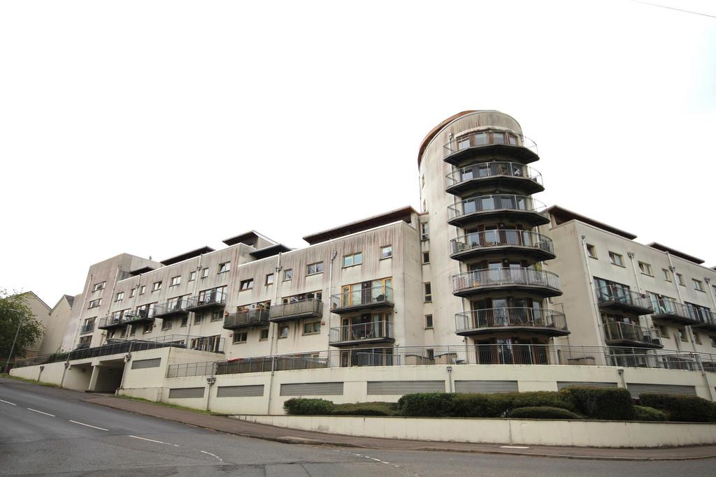 Lochburn Gate, Maryhill, Glasgow, G20 2 bed flat - £950 pcm (£219 pw)