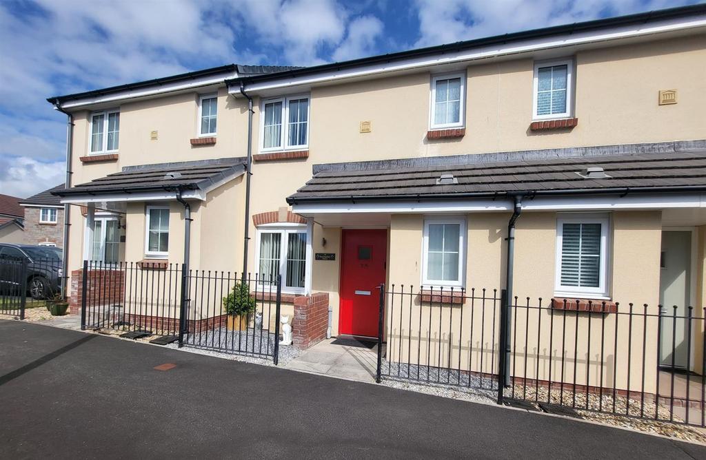 Sunningdale Drive, Hubberston... 3 bed terraced house for sale - £155,000