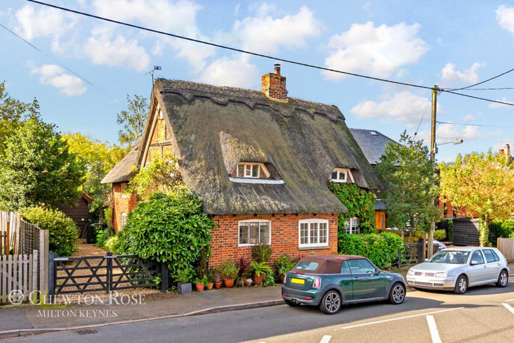 Main Street, Mursley 4 bed cottage - £625,000