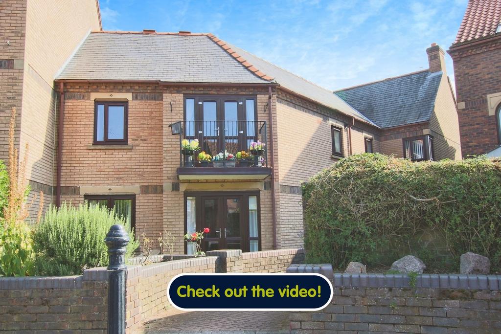 St Ellens Court, Beverley, HU17 0HH 2 bed apartment - £125,000