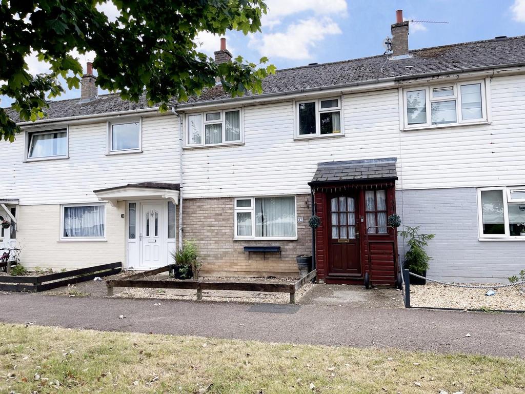 Peterhouse Close, Mildenhall IP28 3 bed terraced house for sale - £170,000