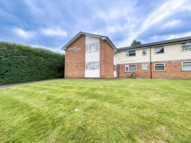 Hardwick Court, Wood Lane, Streetly... 2 bed apartment for sale - £90,000