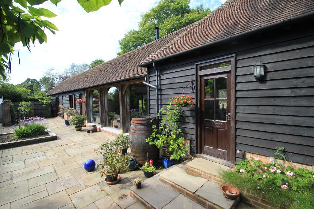 Trenley Farm, Hawkhurst, Cranbrook... 3 bed detached house - £1,295,000