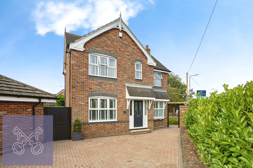 Shields Road, Hull HU12 4 bed detached house - £324,995