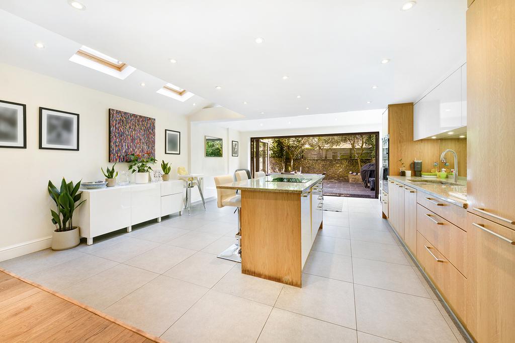 Parthenia Road, Parsons Green, London... 6 bed terraced house - £3,000,000