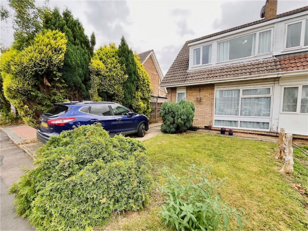 Linford Close, Wigston, LE18 3 bed semi-detached house - £1,050 pcm (£ ...