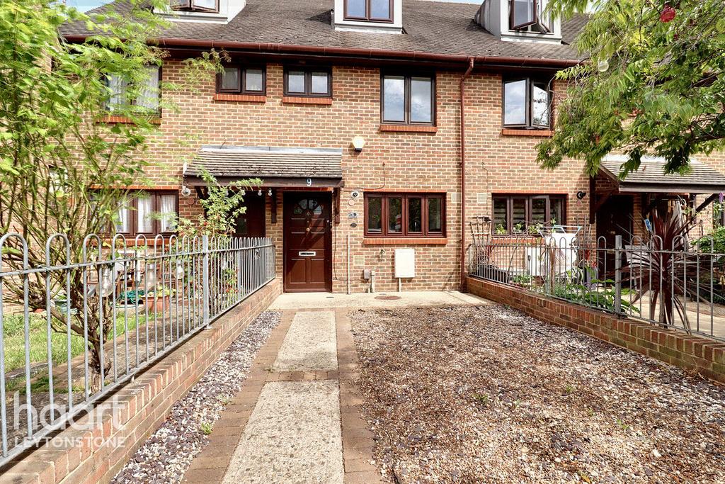 Larch Road, London 4 bed terraced house for sale - £550,000