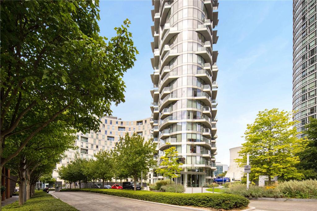 Charrington Tower, 11 Biscayne... 1 bed flat - £2,200 pcm (£508 pw)