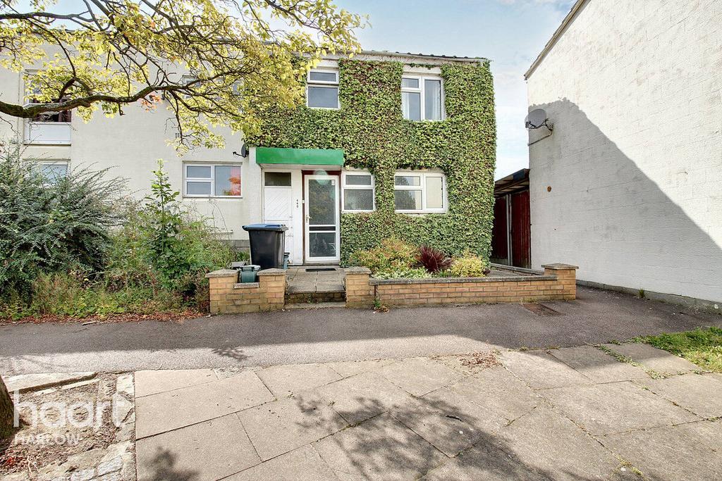 Milwards, Harlow 3 bed end of terrace house - £280,000