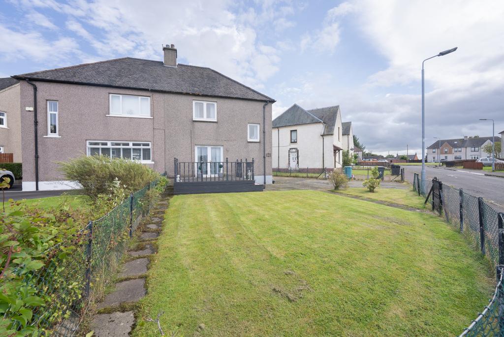 Castle Drive, Motherwell, ML1 3 bed semi-detached house - £155,000