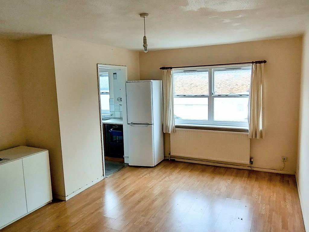 Osterley Park View road, Hanwell 2 bed flat - £1,595 pcm (£368 pw)