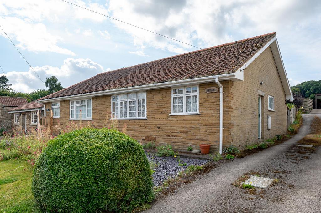 Welburn, York 2 bed semi-detached bungalow - £190,000