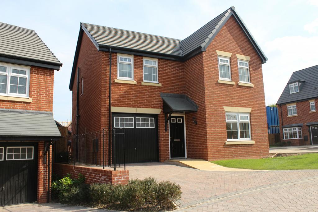 St. Edwards Chase, Preston PR2 4 bed detached house - £1,300 pcm (£300 pw)