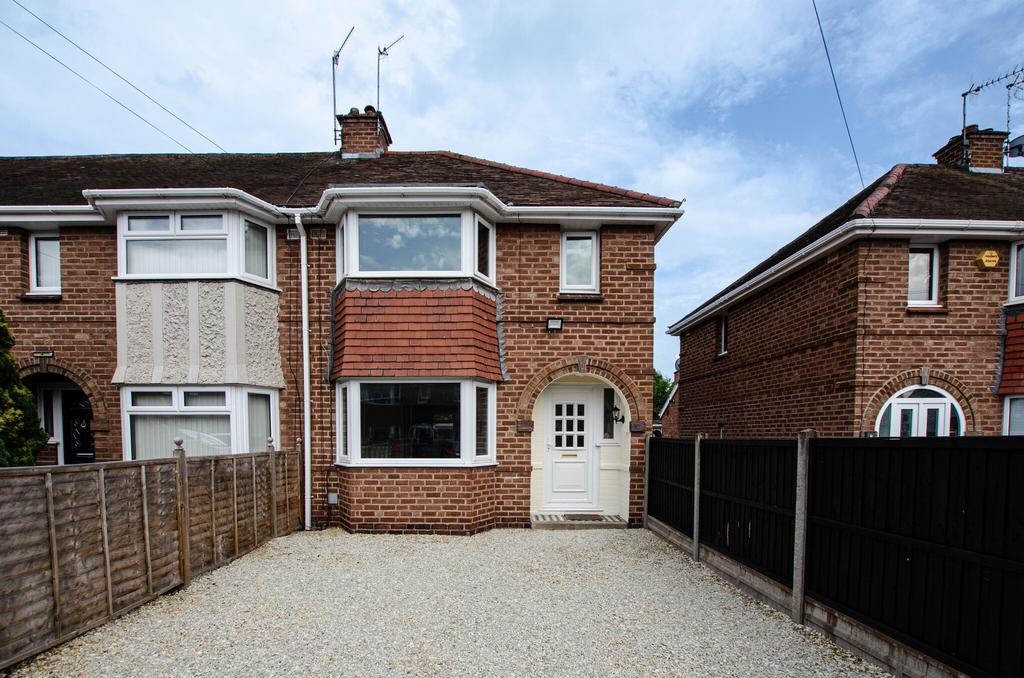 Worcester WR2 3 bed end of terrace house - £250,000
