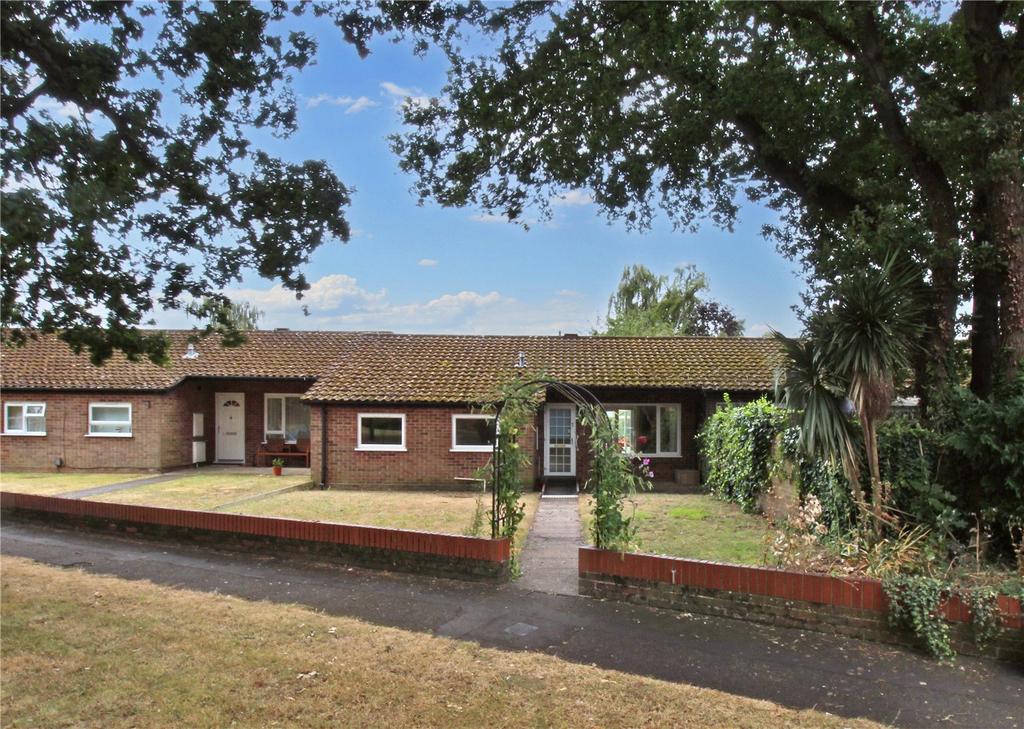 Falkland Close, Hellesdon, Norwich... 2 bed bungalow - £170,000