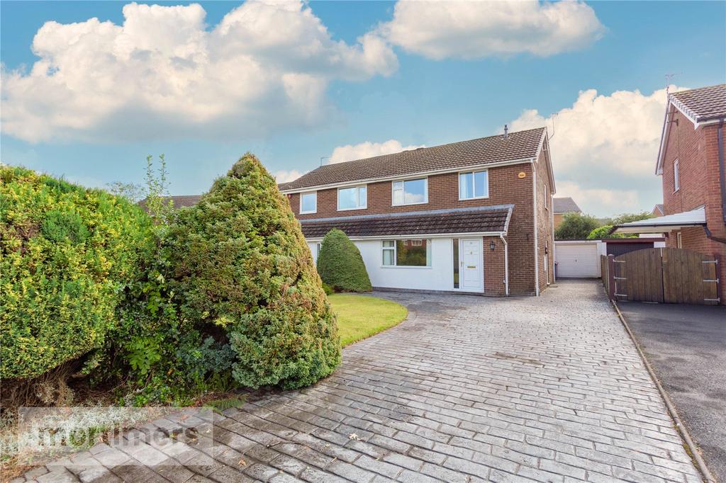 Meadow View, Clitheroe, Lancashire, BB7 3 bed semi-detached house for ...