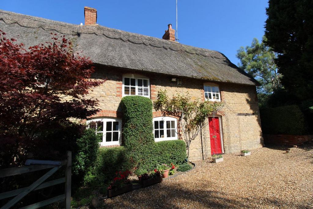 COMMON STREET, RAVENSTONE 2 bed cottage - £450,000