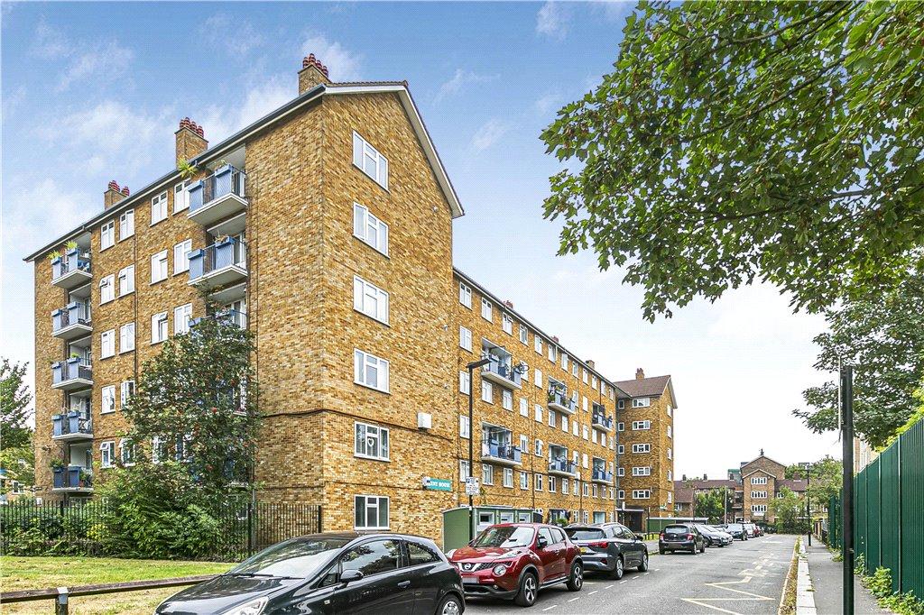 Devonshire Street, London, W4 1 bed apartment for sale - £299,950