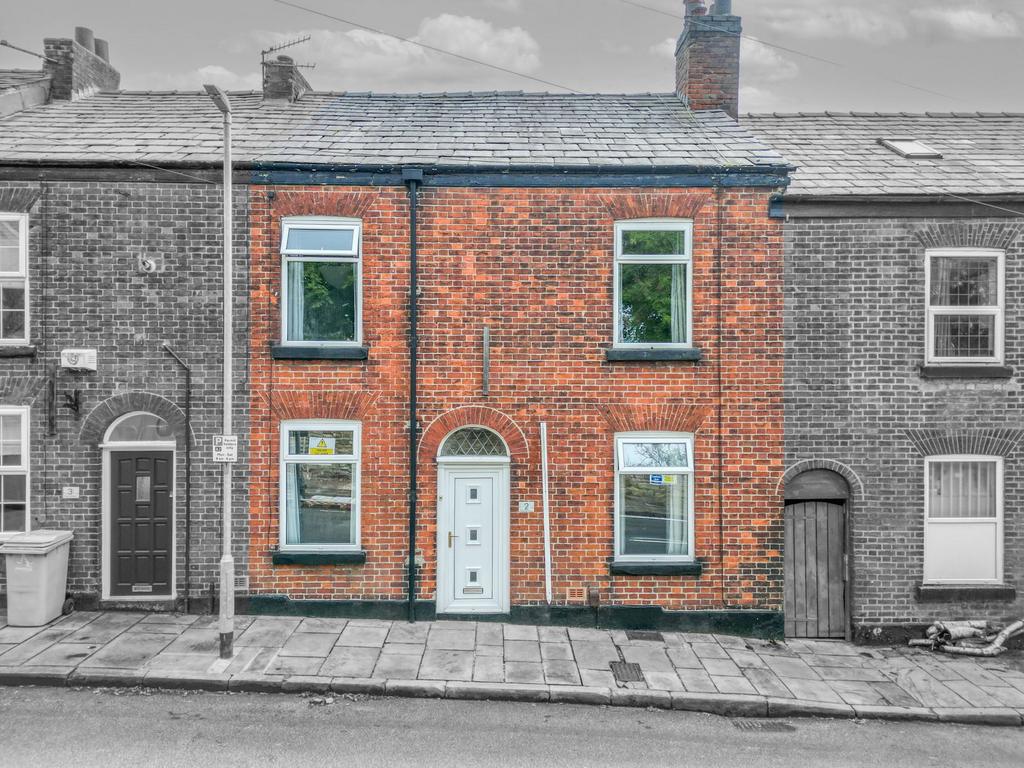 Daintry Street, Macclesfield SK11 3 bed terraced house - £975 pcm (£225 pw)
