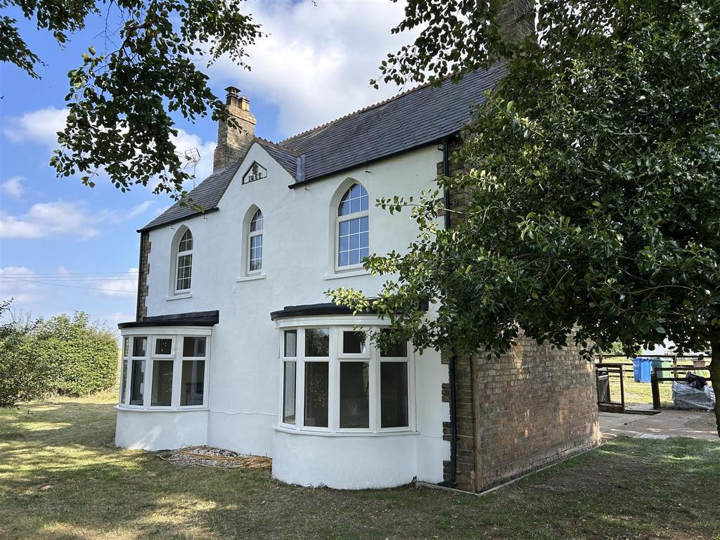 Yapham 3 bed detached house - £995 pcm (£230 pw)