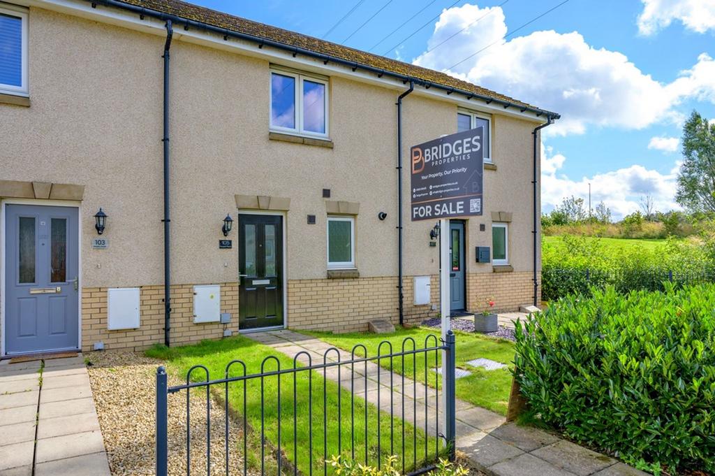 Russell Place, Bathgate 2 bed terraced house - £160,000