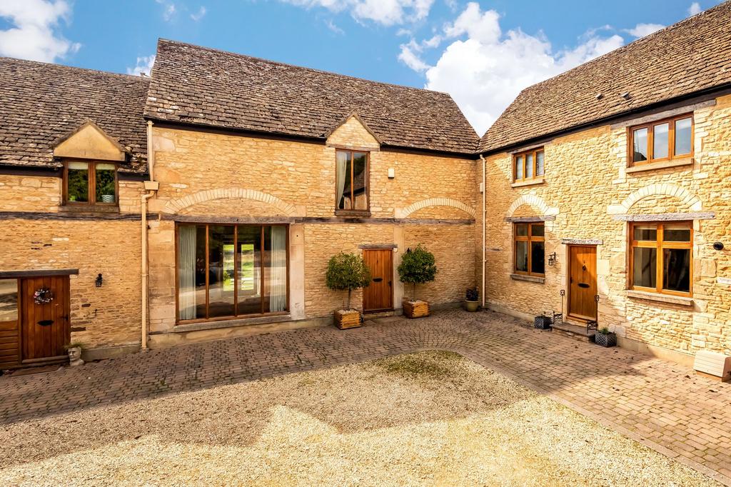 Badminton GL9 2 bed character property - £379,950
