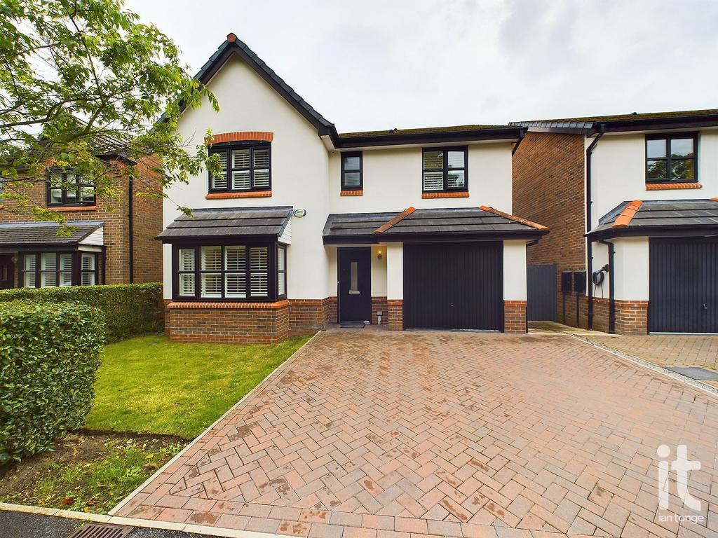 Elder Drive, Hazel Grove, Stockport, SK7 4 bed detached house - £525,000