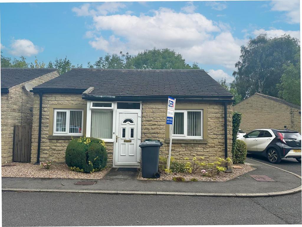 Bobbin Mill Court, Steeton, 2 bed bungalow - £185,000