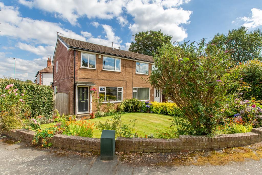 Leeds LS7 3 bed semi-detached house - £325,000