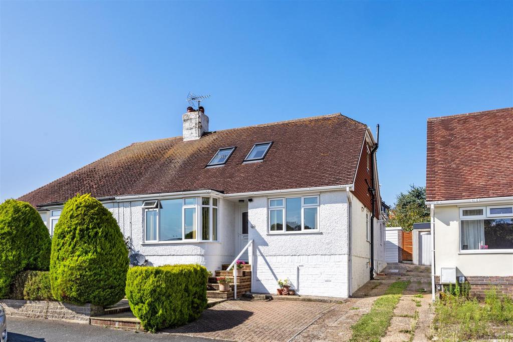 Plainfields Avenue, Patcham, Brighton 3 bed semi-detached house - £550,000