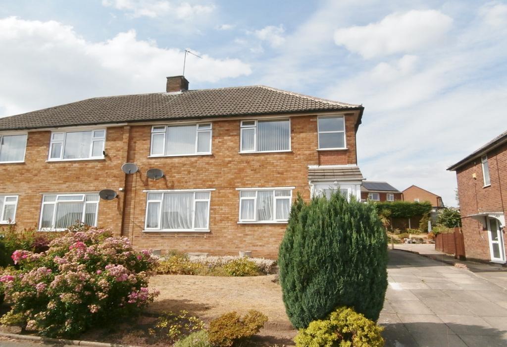 Great Barr, Birmingham B43 2 bed maisonette - £850 pcm (£196 pw)