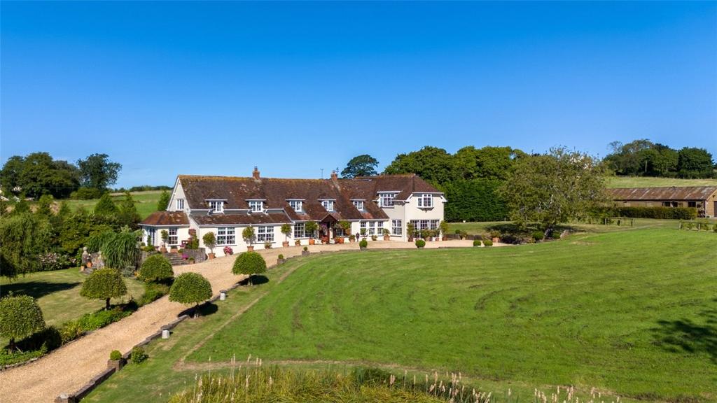 Uppington, Hinton Martell, Wimborne... 5 bed detached house - £1,950,000