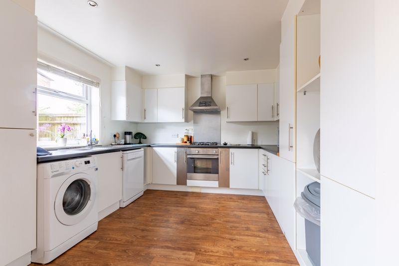 Stockham Park, Wantage OX12 4 bed end of terrace house - £360,000