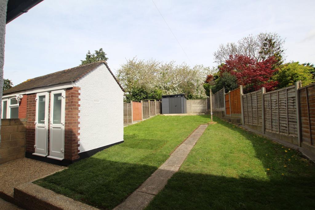 Wanstead Park Road, Ilford 3 bed semi-detached house - £600,000