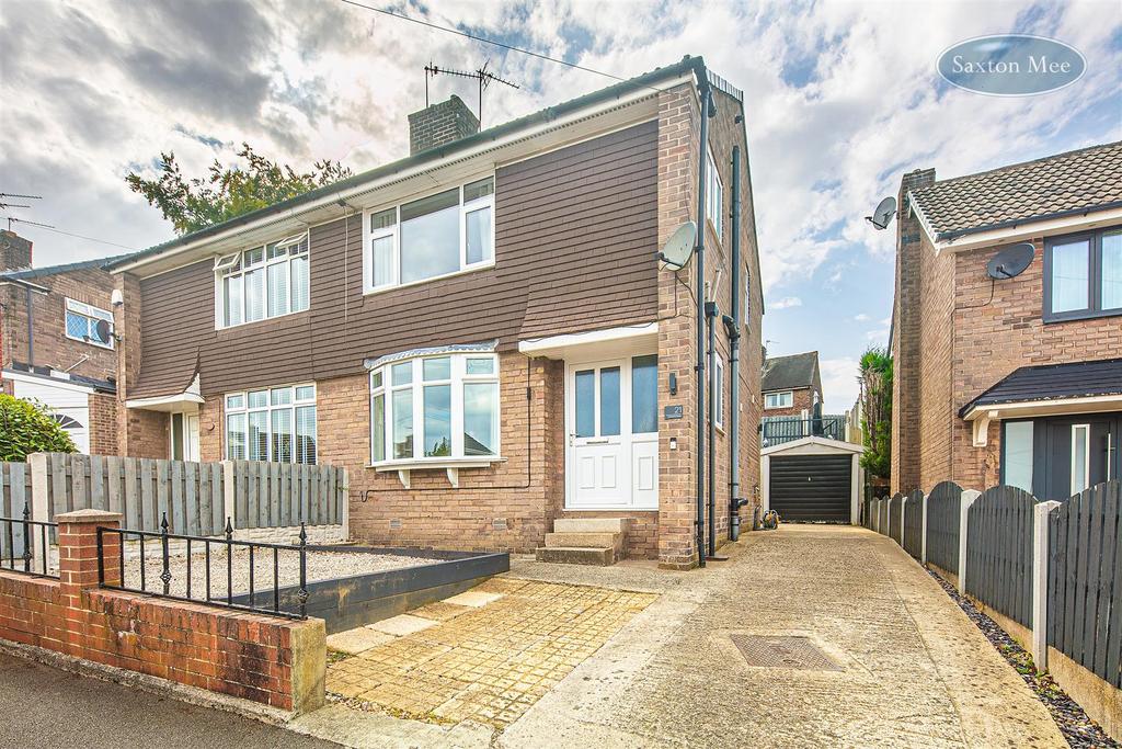 Orchard Close, Sheffield, S5 3 bed semi-detached house - £235,000