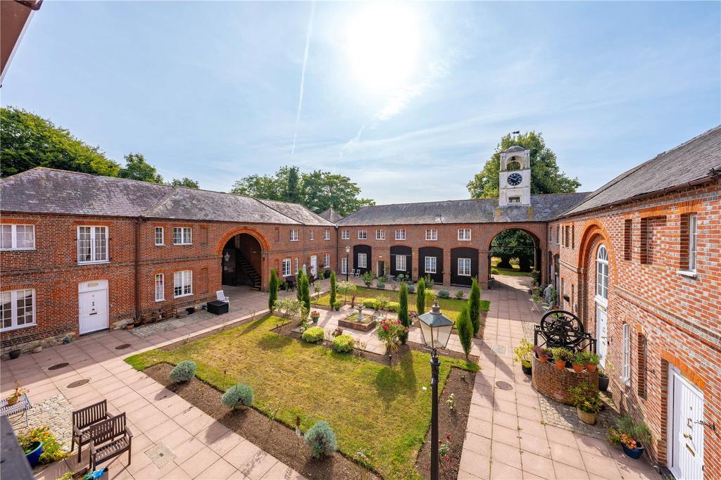 Barham Mews, Teston, Maidstone, ME18 2 bed flat for sale - £150,000