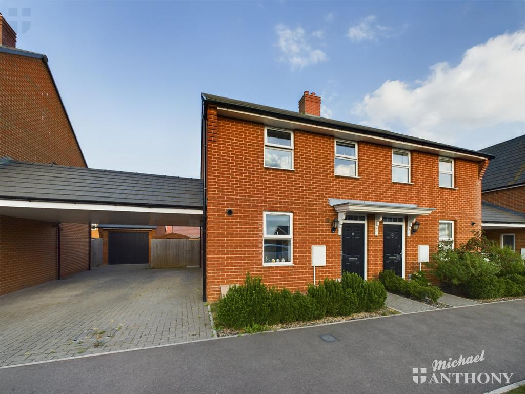 Coronet Road, Kingsbrook, Aylesbury... 3 bed semi-detached house - £365,000