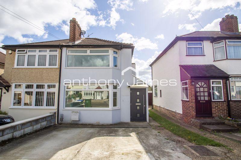 Clinton Avenue, Welling DA16 3 bed semi-detached house - £2,100 pcm (£ ...