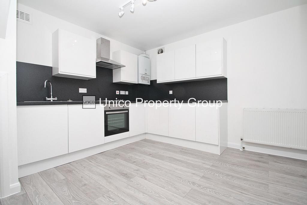 1 Ford Road, London E3 1 bed maisonette - £1,595 pcm (£368 pw)