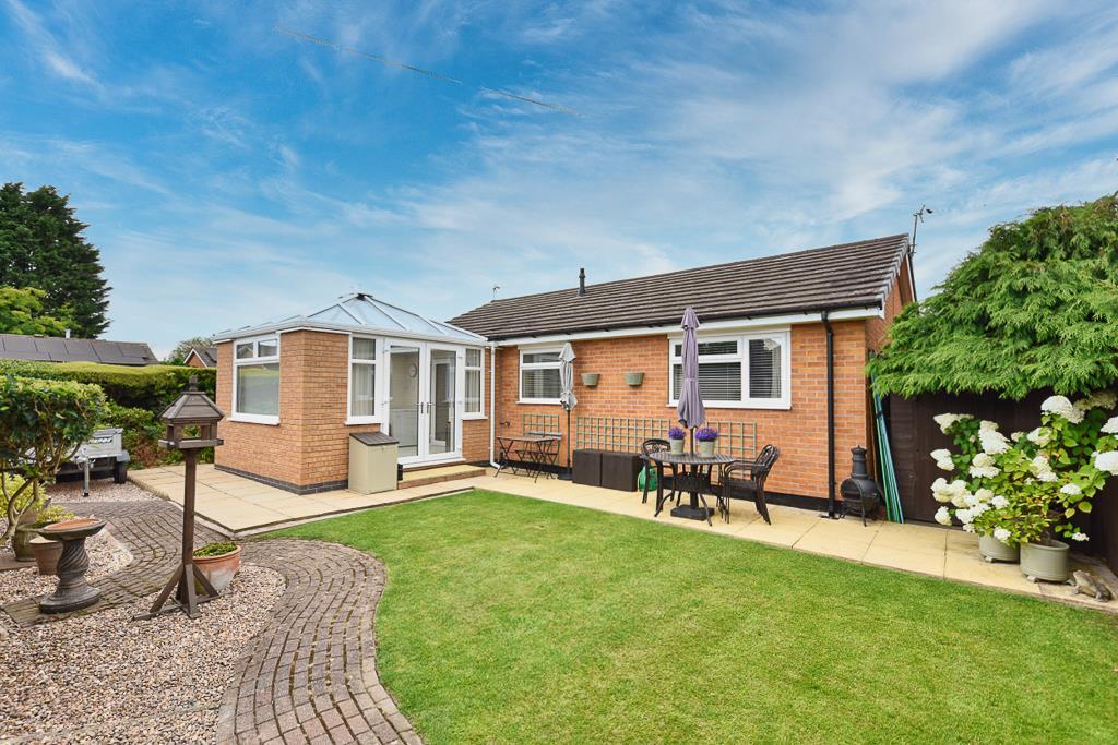 Emerys Road, Gedling, Nottingham NG4 2QR 2 bed bungalow - £270,000